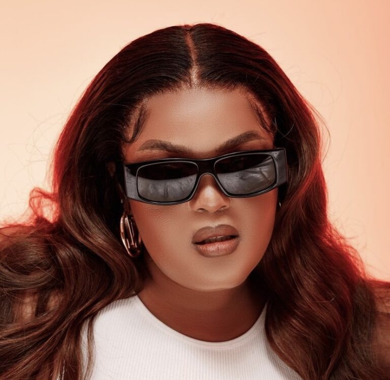 DBN Gogo Knows What's Real! - Nounouche